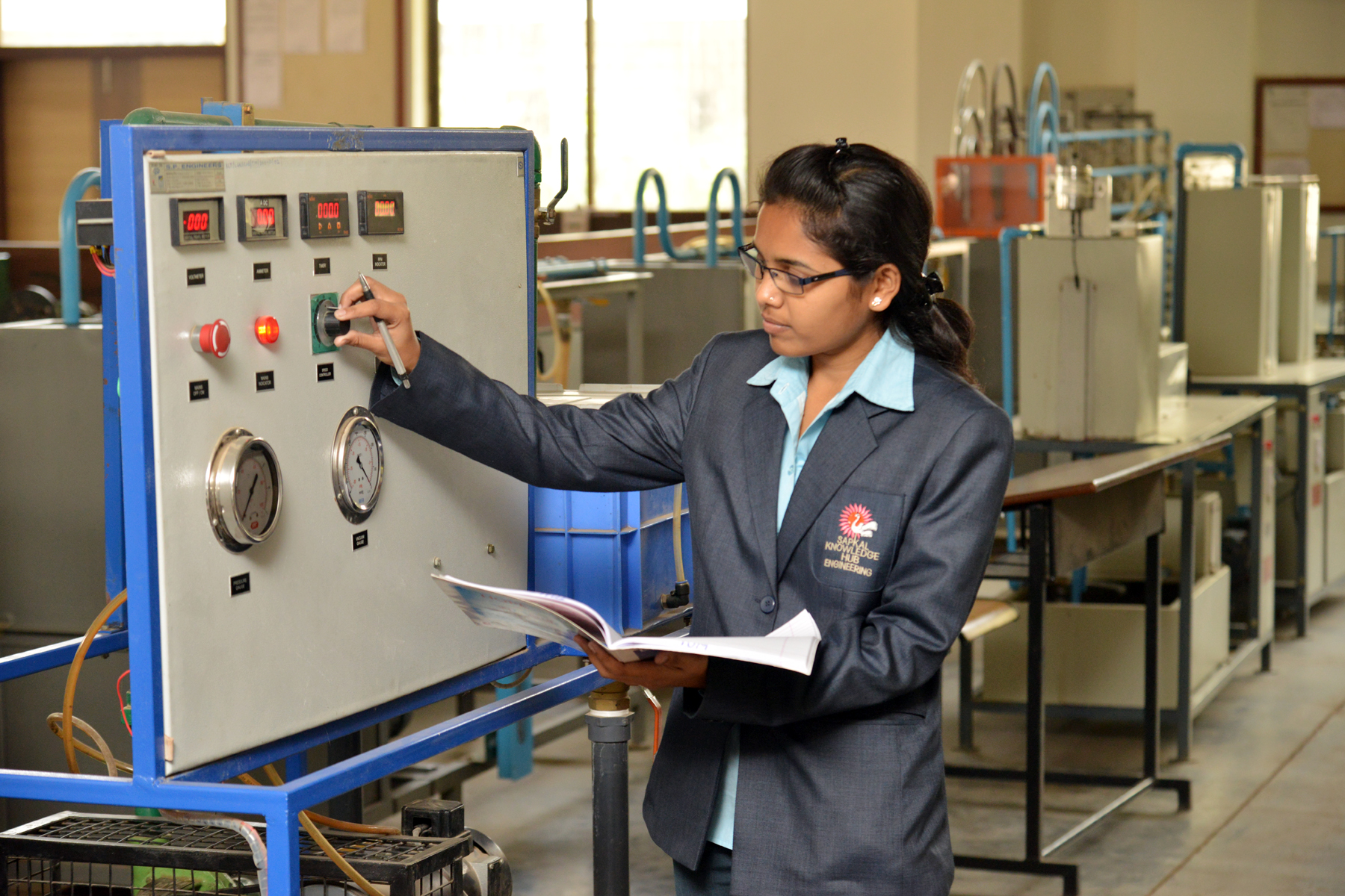 Top Engineering College in Nashik | Sapkal Knowledge Hub